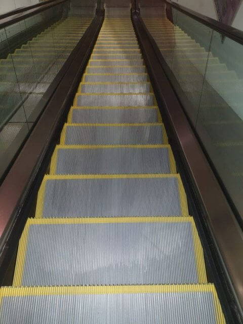 New Escalator Step Safety Demarcation Lines - ESD Escalator Aesthetics
